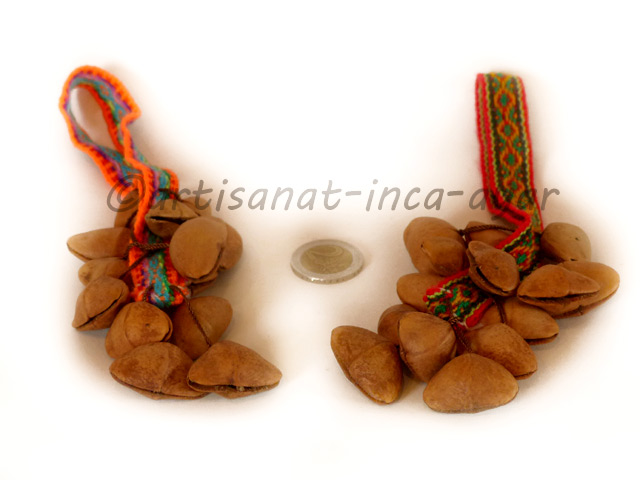 Instrument en graines d'Amazonie : Chajchas